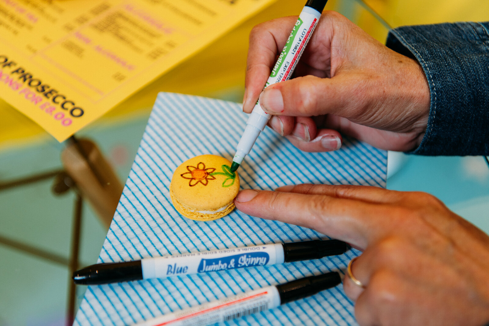 Macaroon Painting & Prosecco in Birmingham | Miss Macaroon - Yuup